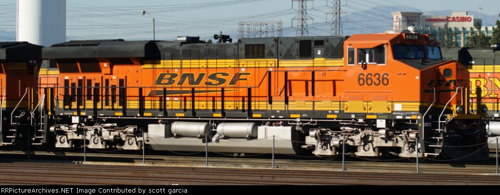 BNSF 6636